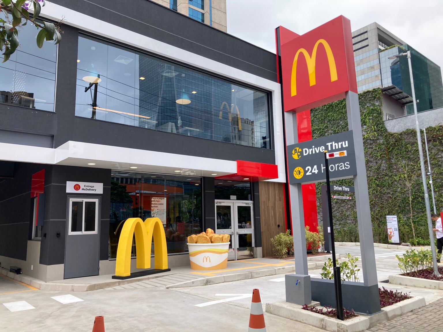 Novo Méqui de São Paulo chega com design inovador e muita tecnologia ...